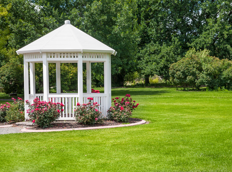 Beat the Florida Heat: Landscaping Tips to Stay Cool This Summer